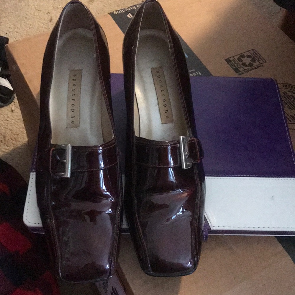 Burgundy Patent Leather Chunky Heels - Gem